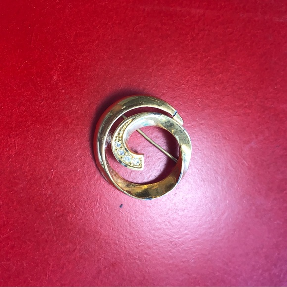 Jewelry | Gold Toned Circle Lapel Pin Brooch | Poshmark